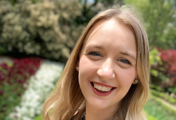 Julie Passmore's Instagram, Twitter & Facebook on IDCrawl